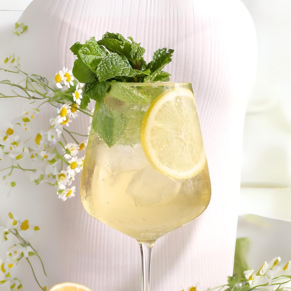 Hugo Spritz Mocktail - The Mindful Mocktail