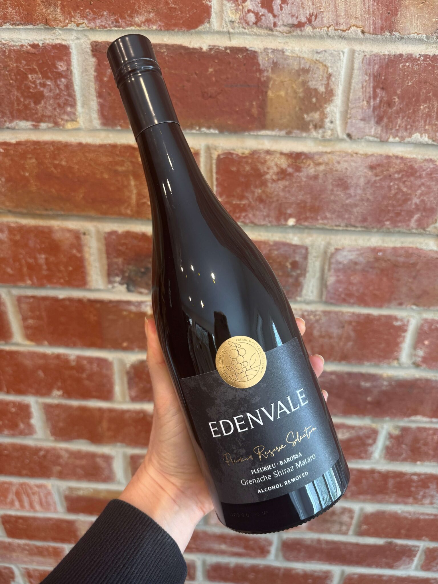 Best Non-Alcoholic Red Wine 2025 - The Mindful Mocktail